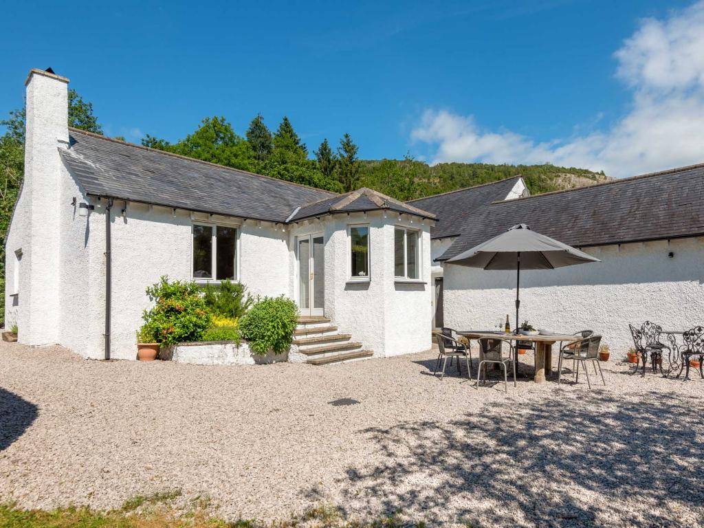 Cottage ∙ 5 Bedrooms ∙ 10 Guests - Cartmel