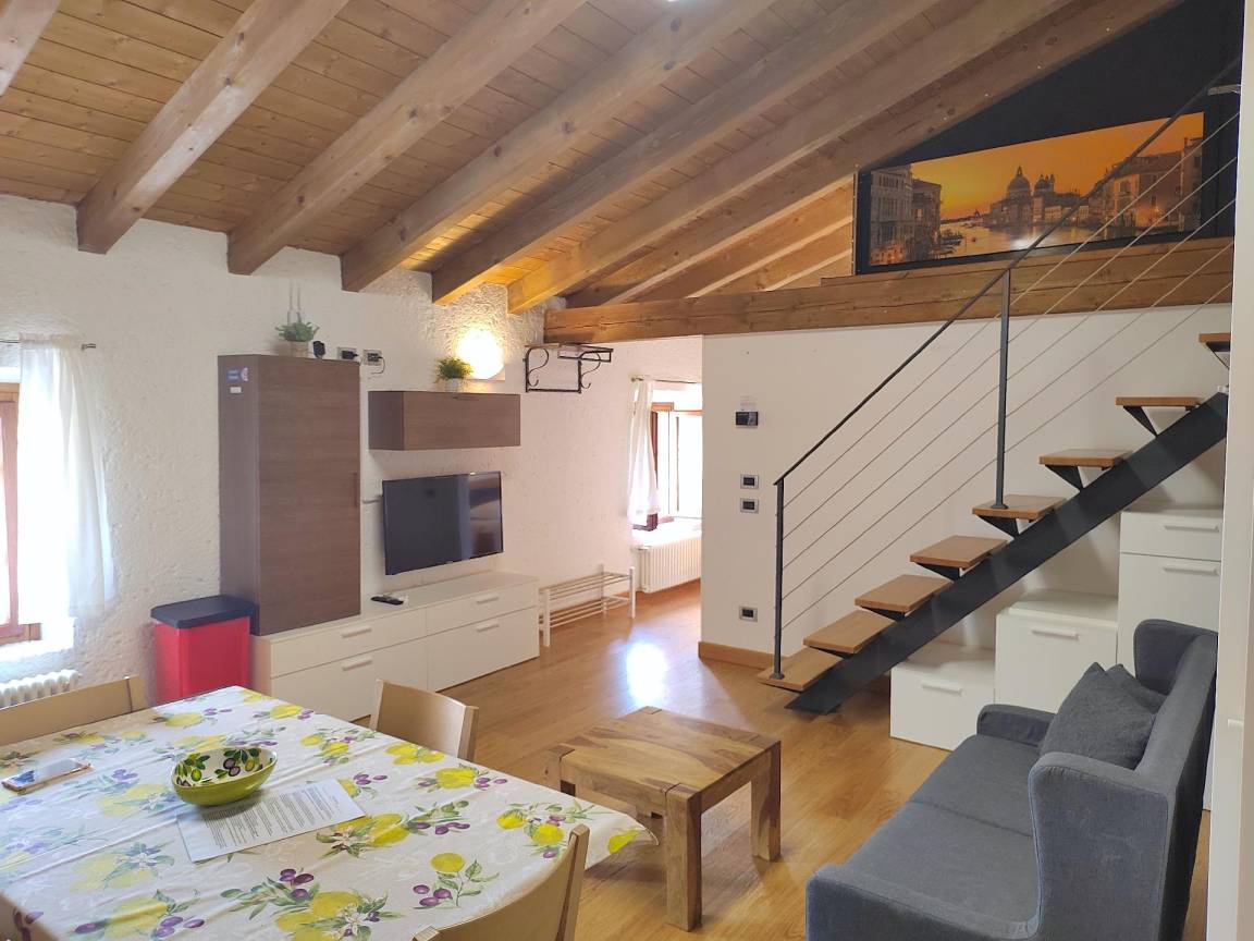 50 M² Ferienwohnung ∙ 1 Schlafzimmer ∙ 4 Gäste - Garda