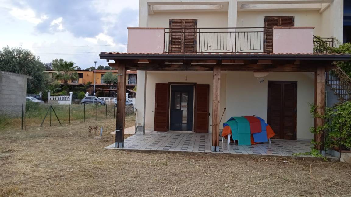75 M² Villa ∙ 2 Bedrooms ∙ 4 Guests - Roseto Capo Spulico