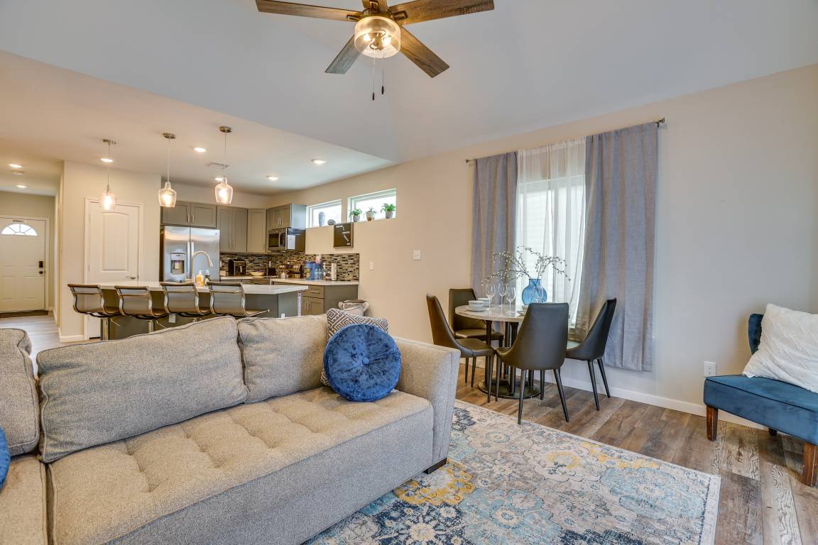 139 M² House ∙ 3 Bedrooms ∙ 8 Guests - Houston, TX