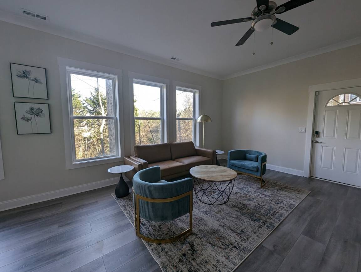 83 M² House ∙ 1 Bedroom ∙ 4 Guests - Marietta, GA