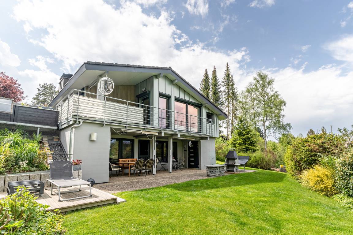 80 M² Ferienwohnung ∙ 2 Schlafzimmer ∙ 4 Gäste - Schramberg