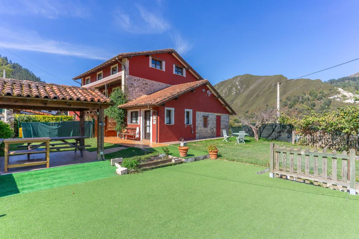 60 M² House ∙ 2 Bedrooms ∙ 4 Guests - Cangas de Onís