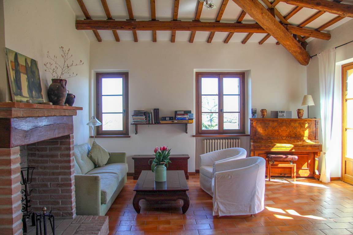 90 M² Apartment ∙ 3 Bedrooms ∙ 4 Guests - Urbino