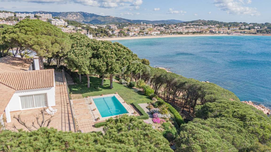 409 M² Huis ∙ 4 Slaapkamers ∙ 8 Gasten - Sant Feliu de Guíxols