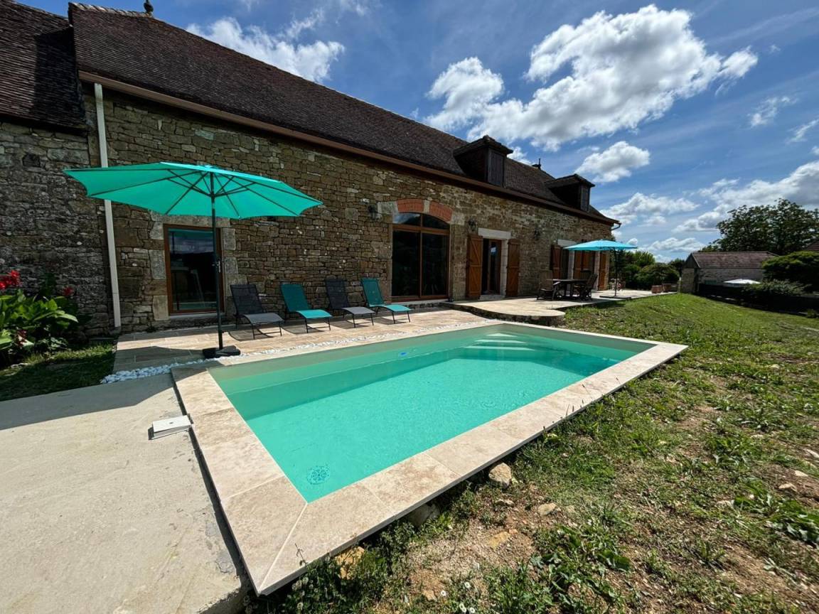 130 M² Gîte ∙ 3 Chambres ∙ 6 Personnes - Collonges-la-Rouge