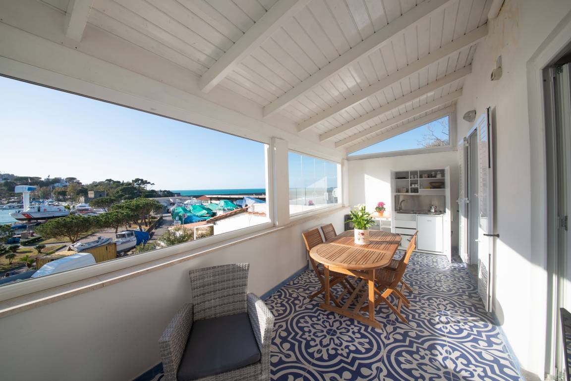75 M² Apartment ∙ 2 Bedrooms ∙ 4 Guests - Ischia