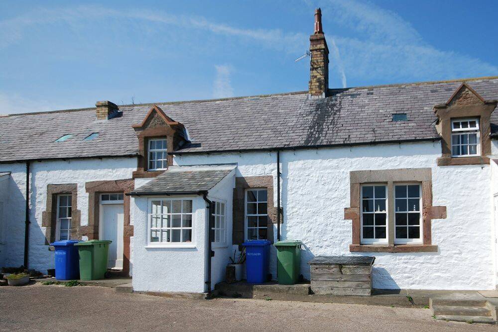 Cottage ∙ 3 Bedrooms ∙ 6 Guests - Craster