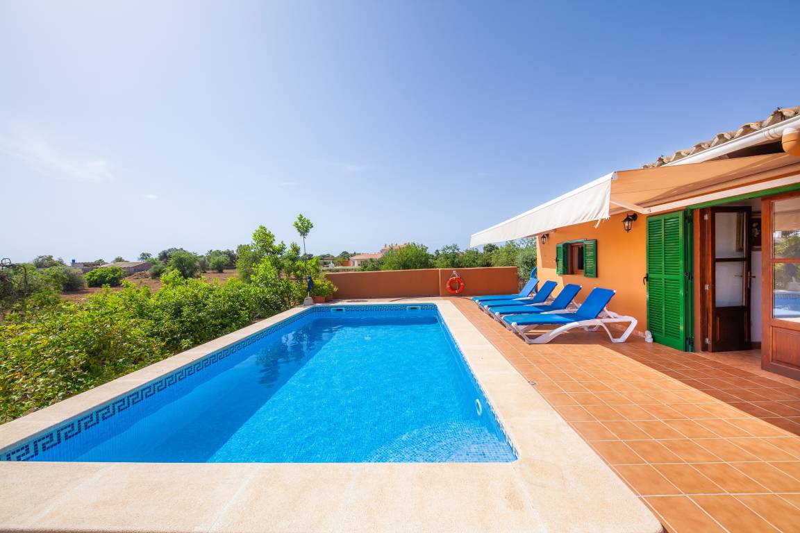 90 M² House ∙ 2 Bedrooms ∙ 4 Guests - Ses Salines