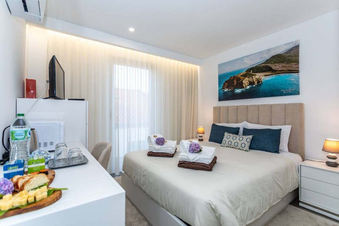 Ferienwohnung ∙ 1 Schlafzimmer ∙ 2 Gäste - Ponta Delgada