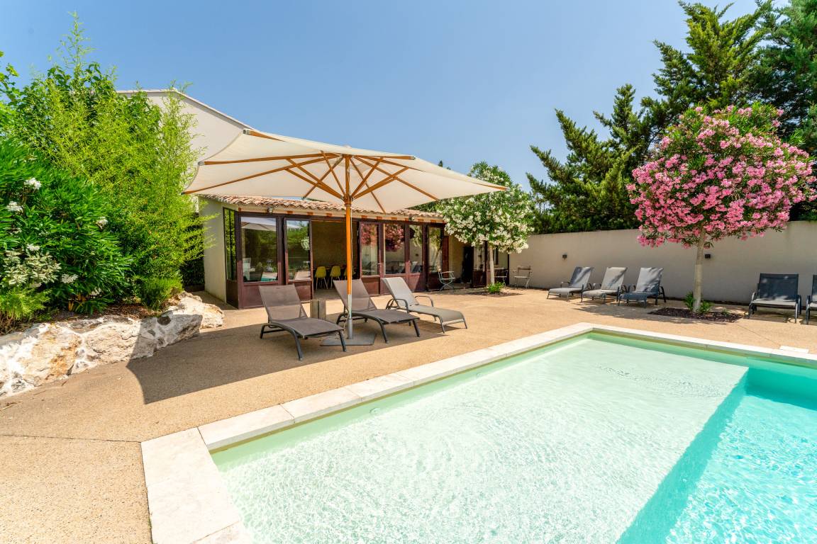 180 M² Maison De Vacances ∙ 4 Chambres ∙ 11 Personnes - Pernes-les-Fontaines