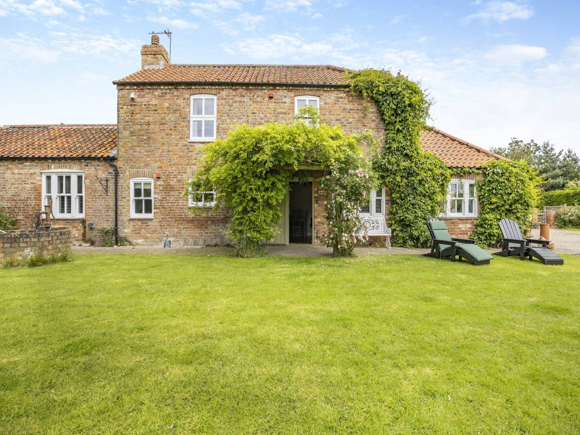 Cottage ∙ 2 Bedrooms ∙ 3 Guests - Lincolnshire