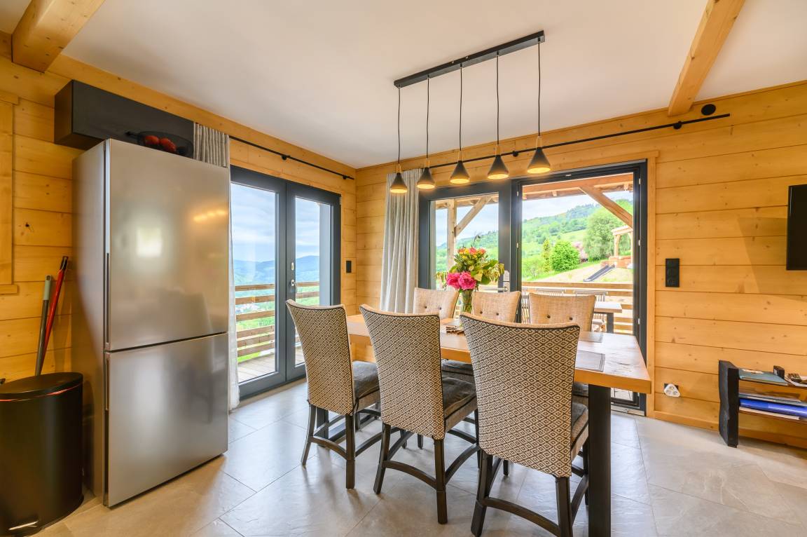 110 M² Chalet ∙ 4 Bedrooms ∙ 8 Guests - Gérardmer