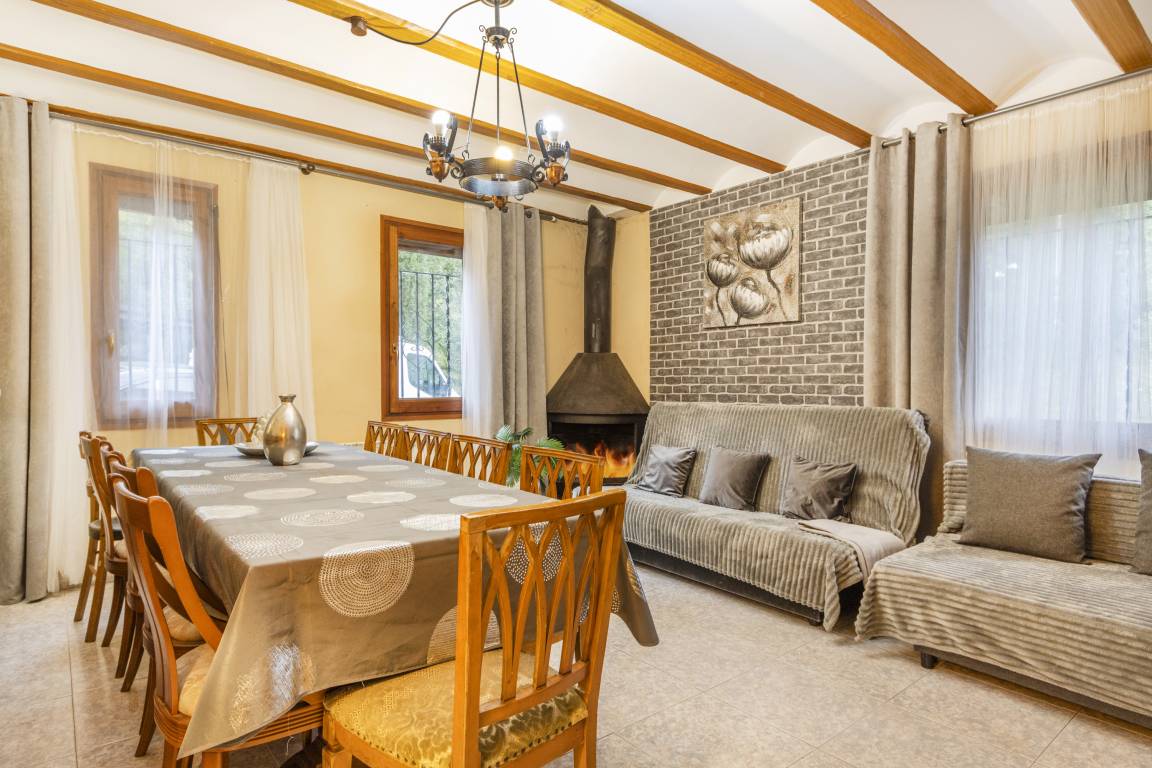 150 M² Maison De Campagne ∙ 3 Chambres ∙ 18 Personnes - Catalogne