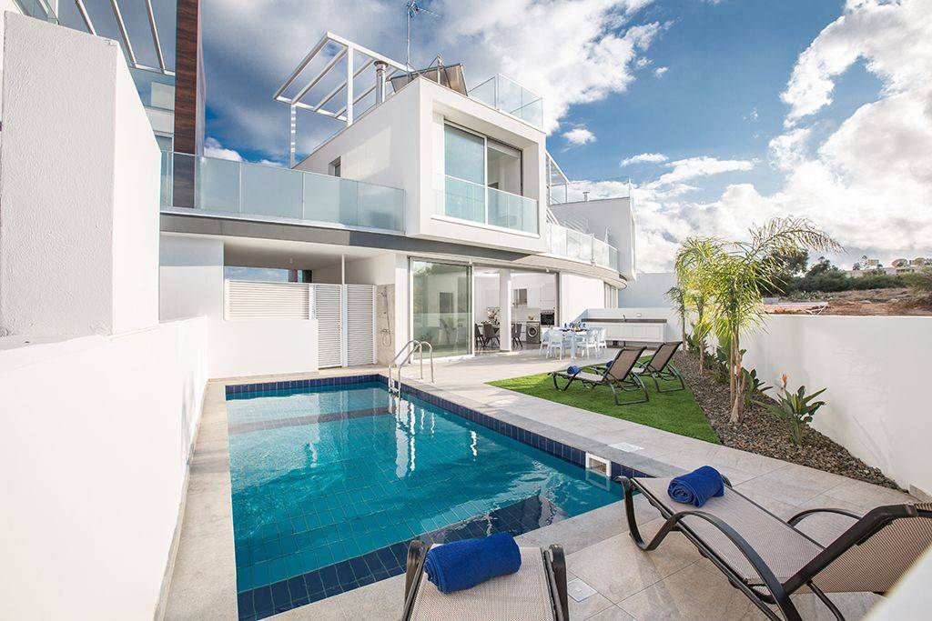 Cottage ∙ 2 Bedrooms ∙ 5 Guests - Fig Tree