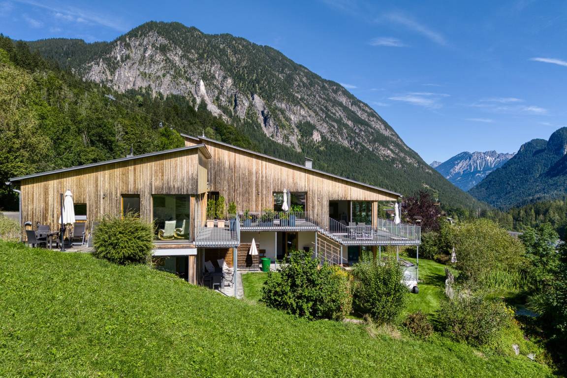 350 M² Huis ∙ 5 Slaapkamers ∙ 12 Gasten - Vorarlberg