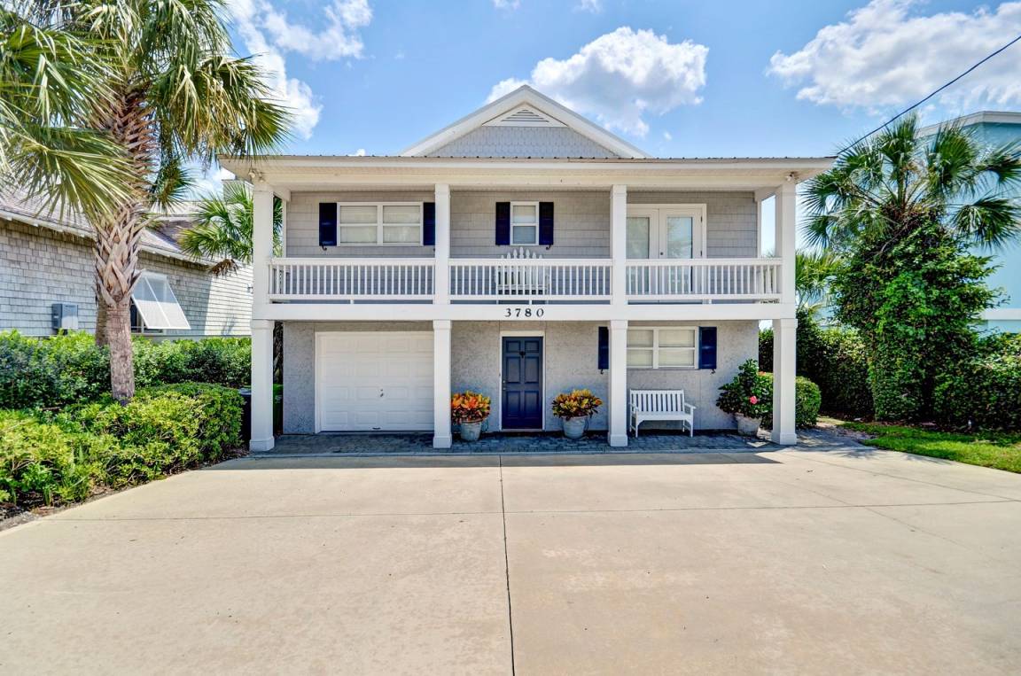 House ∙ 2 Bedrooms ∙ 6 Guests - Fernandina Beach, FL