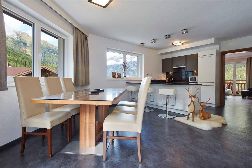90 M² Appartement ∙ 3 Slaapkamers ∙ 7 Gasten - Sölden