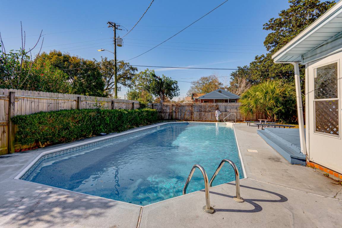 154 M² House ∙ 3 Bedrooms ∙ 5 Guests - Warrington, FL