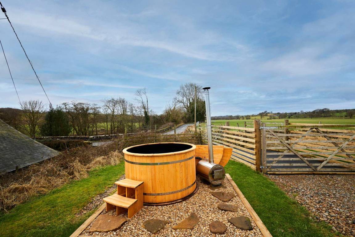 House ∙ 2 Bedrooms ∙ 4 Guests - Featherstone Castle