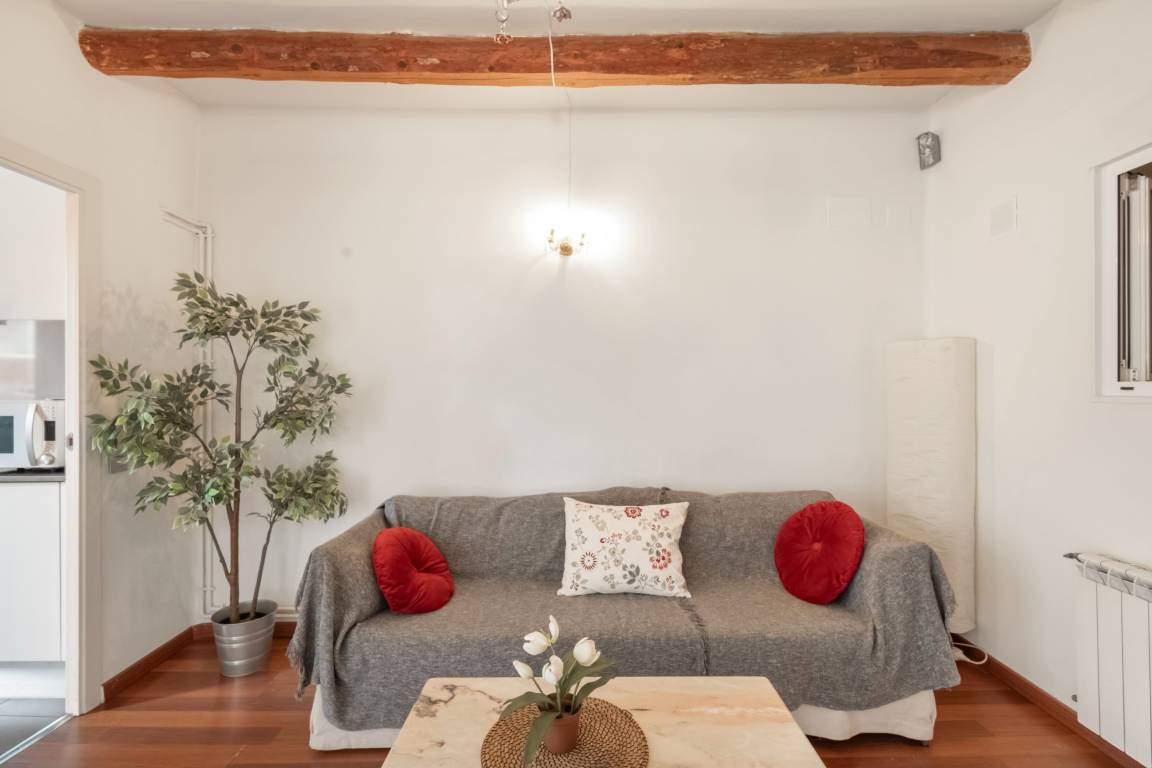 65 M² Apartamento ∙ 3 Habitaciones ∙ 5 Huéspedes - Municipio de Manresa