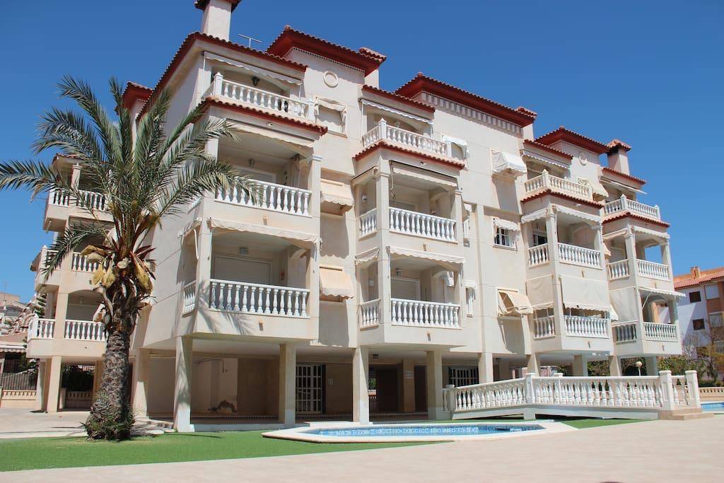 70 M² Apartment ∙ 2 Bedrooms ∙ 4 Guests - Tabarca