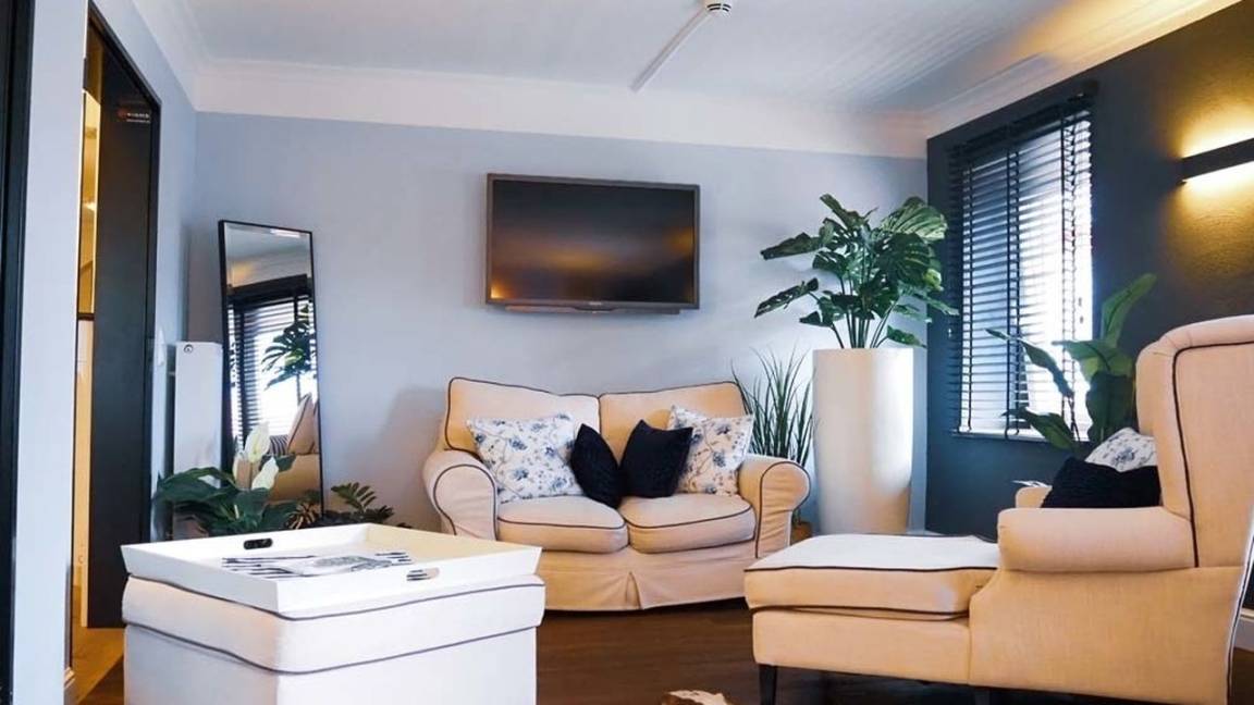 110 M² Ferienwohnung ∙ 2 Schlafzimmer ∙ 6 Gäste - Siegsdorf