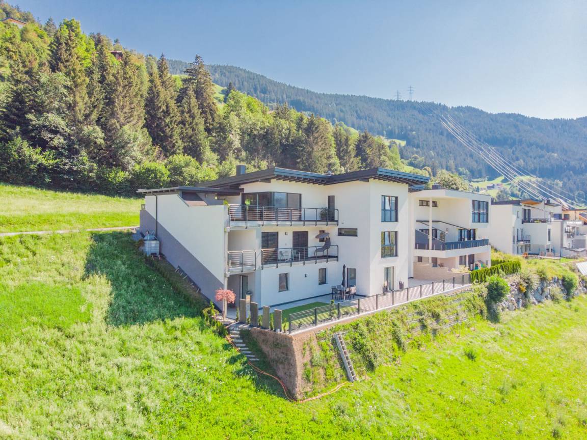 80 M² Ferienwohnung ∙ 1 Schlafzimmer ∙ 5 Gäste - Feichten im Kaunertal
