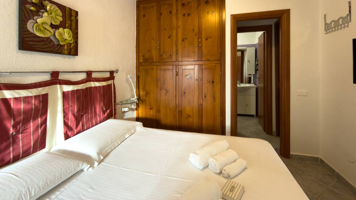 50 M² Apartment ∙ 2 Bedrooms ∙ 4 Guests - San Teodoro