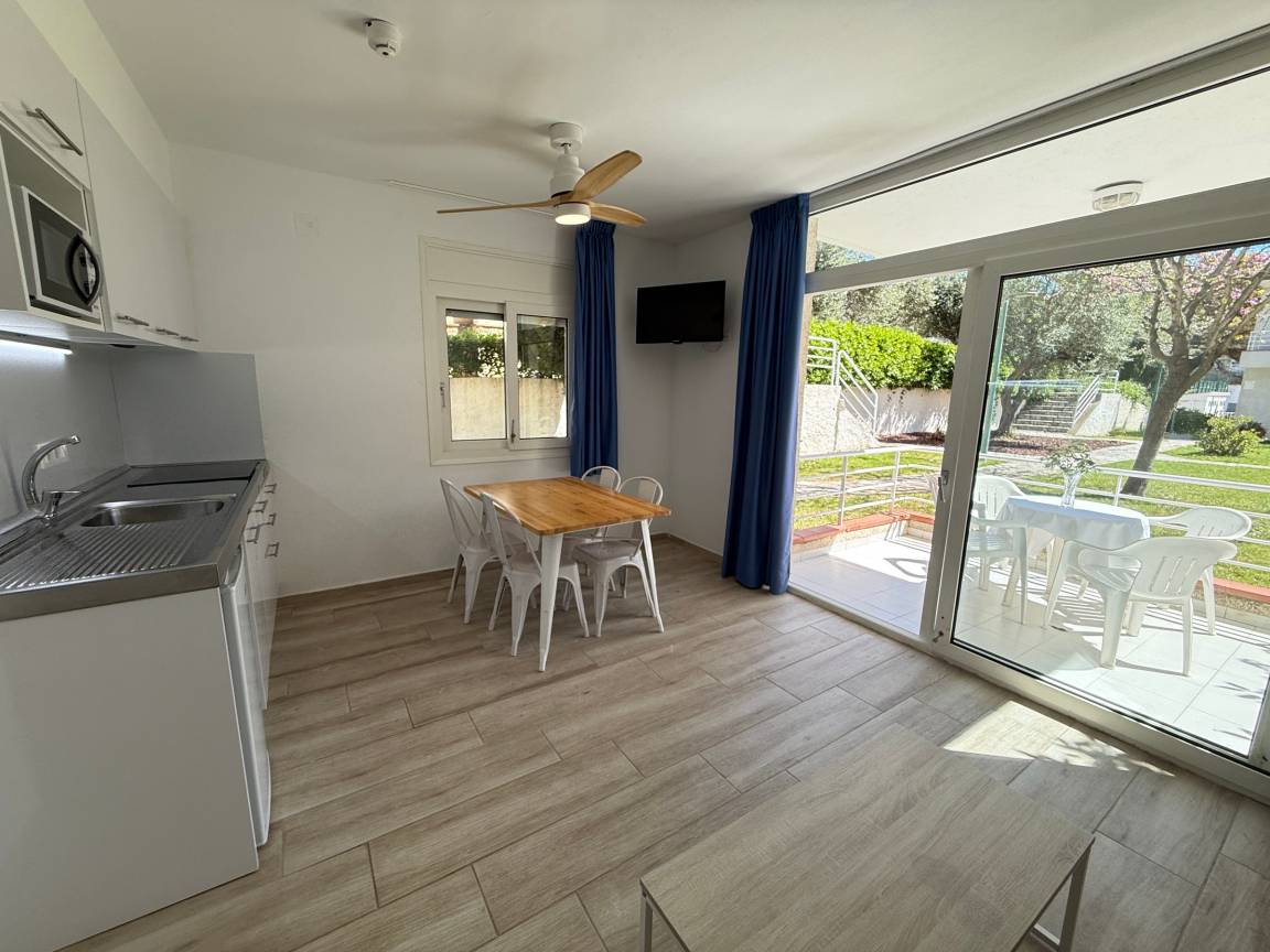 45 M² Apartment ∙ 1 Bedroom ∙ 4 Guests - Roses
