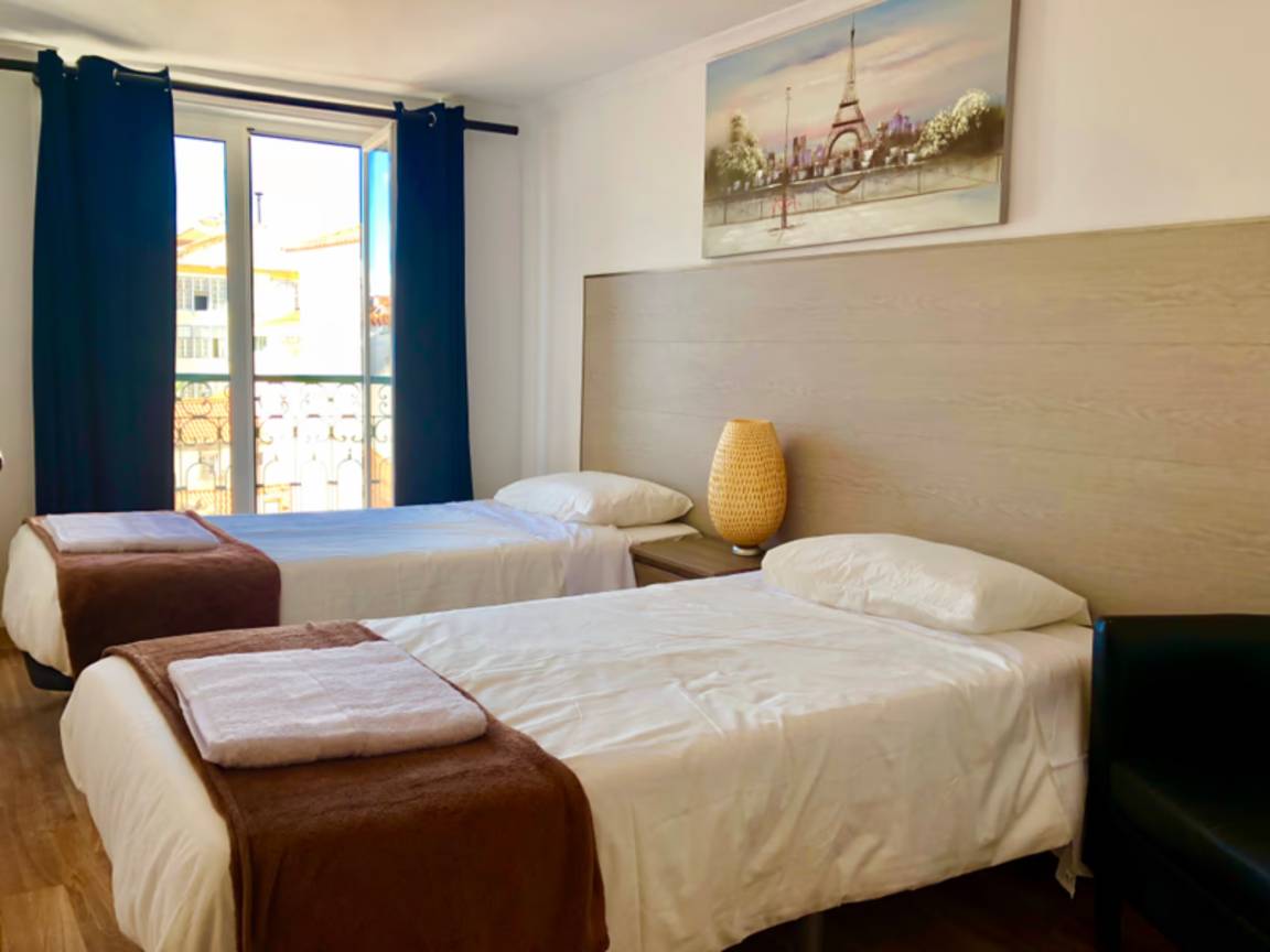 Apartment ∙ 6 Bedrooms ∙ 12 Guests - Lisbon