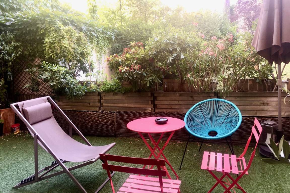 70 M² Appartement ∙ 2 Chambres ∙ 4 Personnes - Avenue des Champs-Élysées - Paris