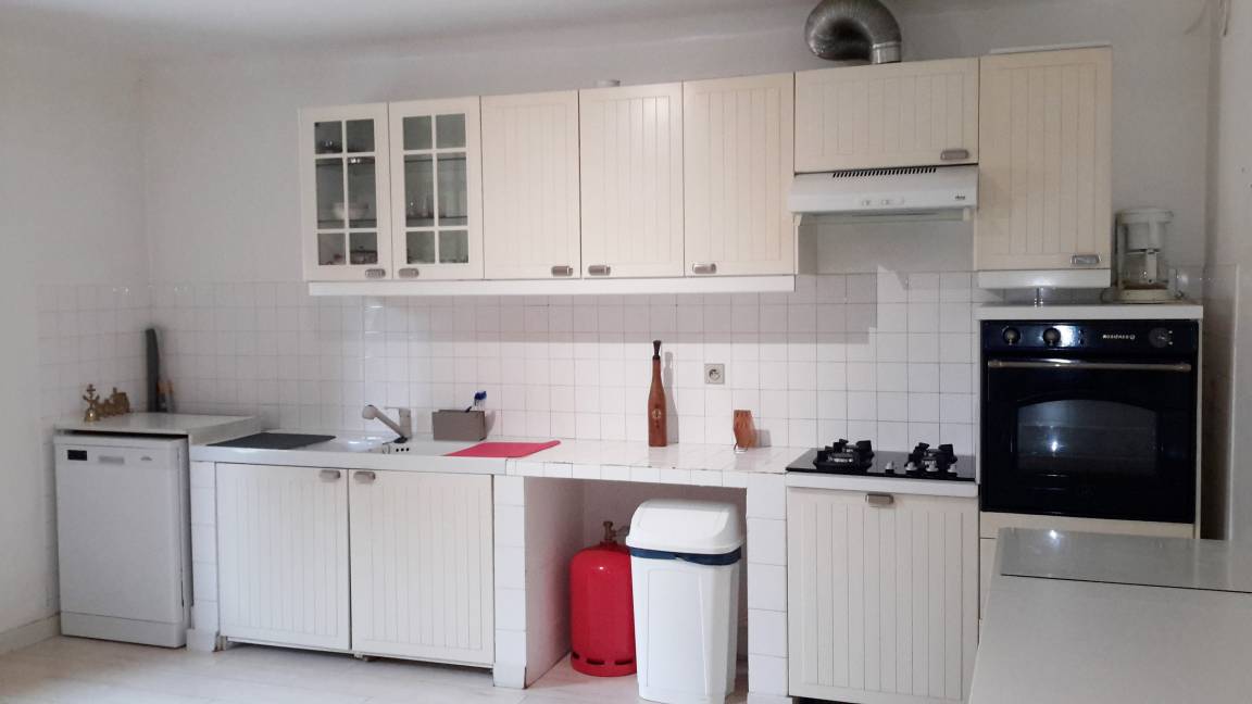 96 M² Villa ∙ 2 Chambres ∙ 6 Personnes - Lauris