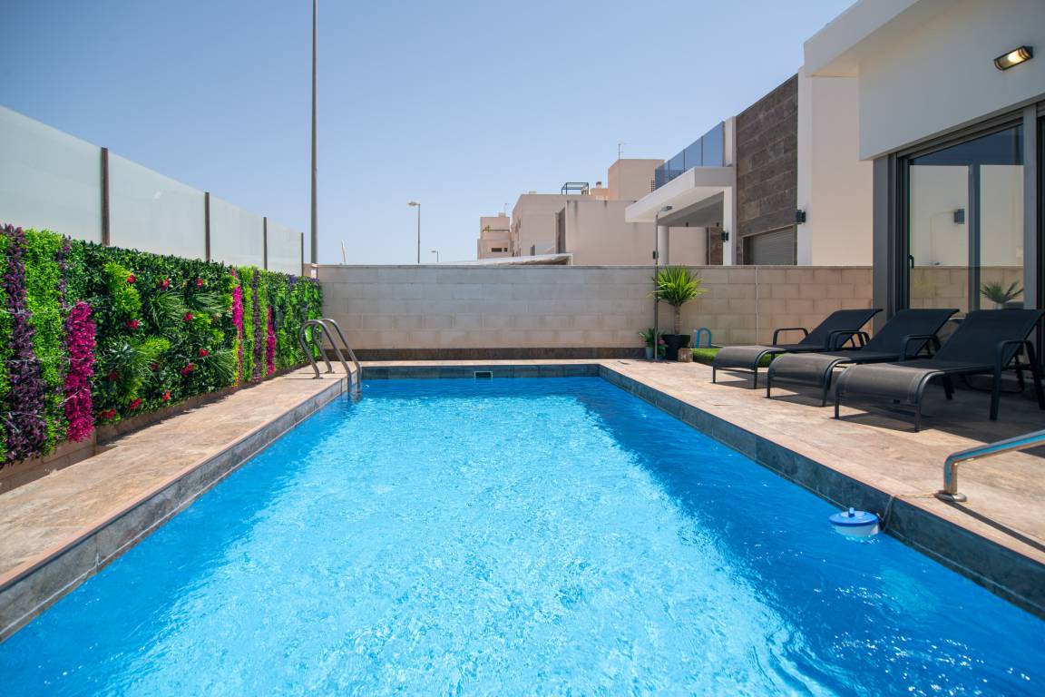 100 M² Villa ∙ 3 Chambres ∙ 6 Personnes - Costa Blanca