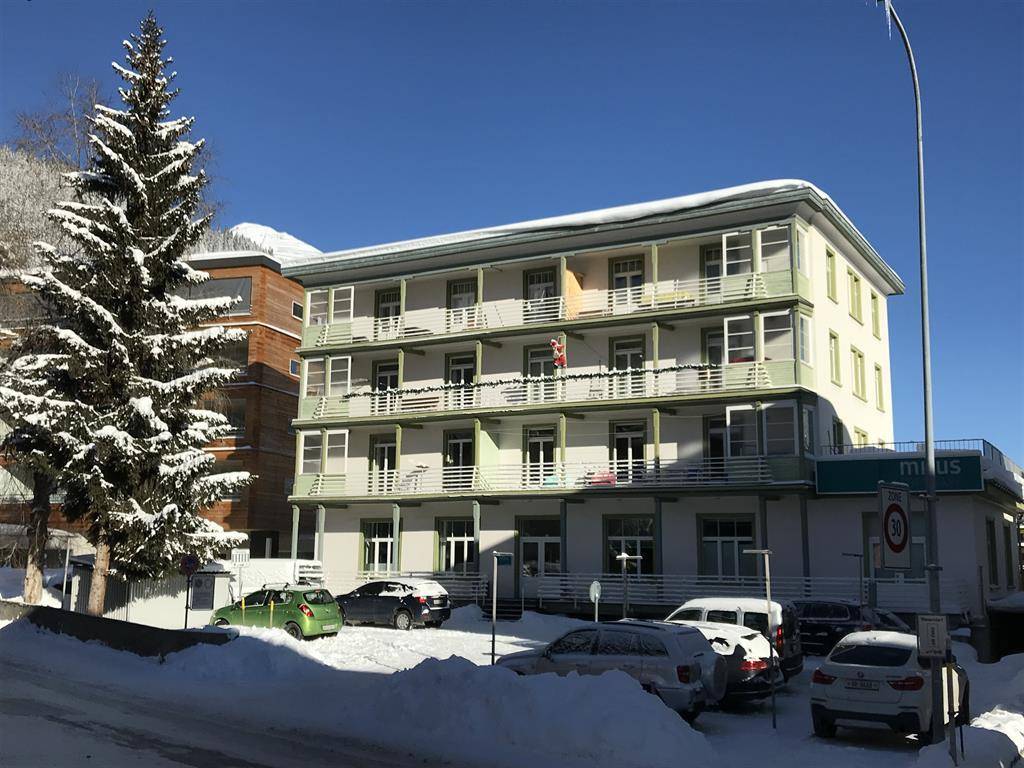 103 M² Apartment ∙ 3 Bedrooms ∙ 6 Guests - Davos