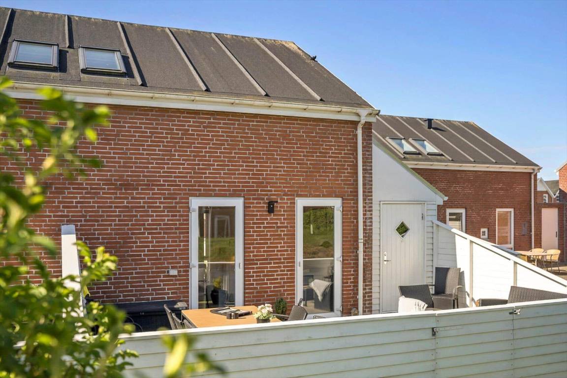 72 M² Apartment ∙ 2 Bedrooms ∙ 5 Guests - Rømø