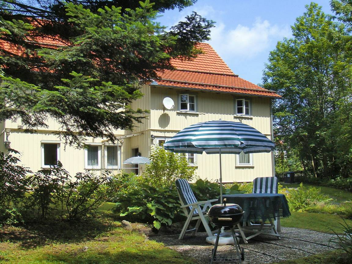 100 M² Ferienwohnung ∙ 2 Schlafzimmer ∙ 4 Gäste - Osterode am Harz