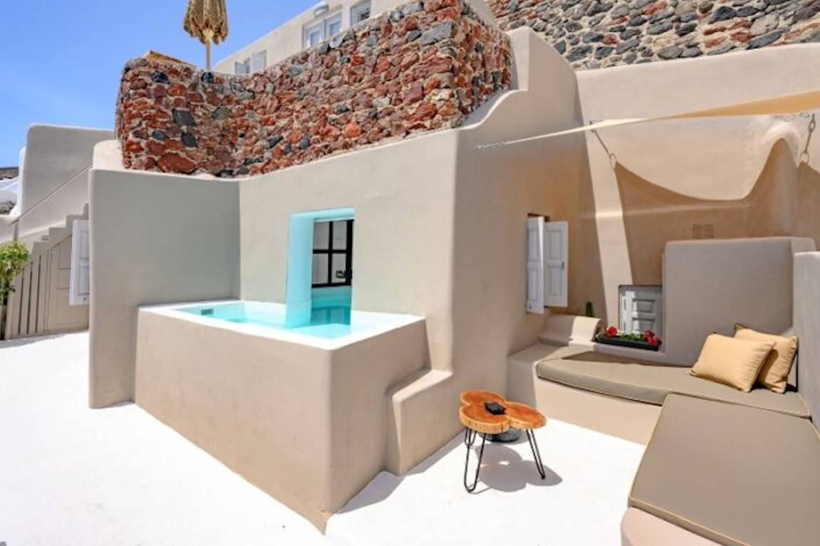 Villa ∙ 1 Bedroom ∙ 4 Guests - Oia