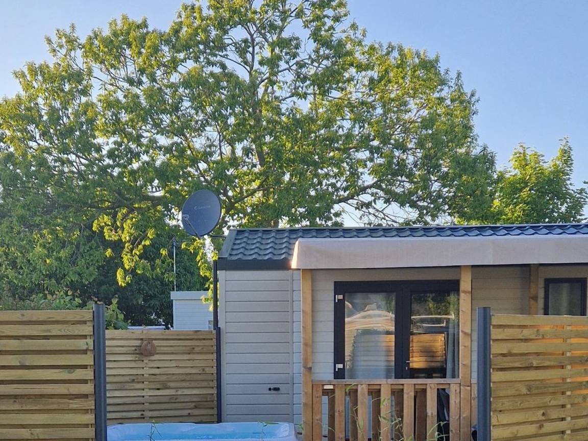 27 M² Mobil-home ∙ 2 Chambres ∙ 4 Personnes - Saint-Brieuc