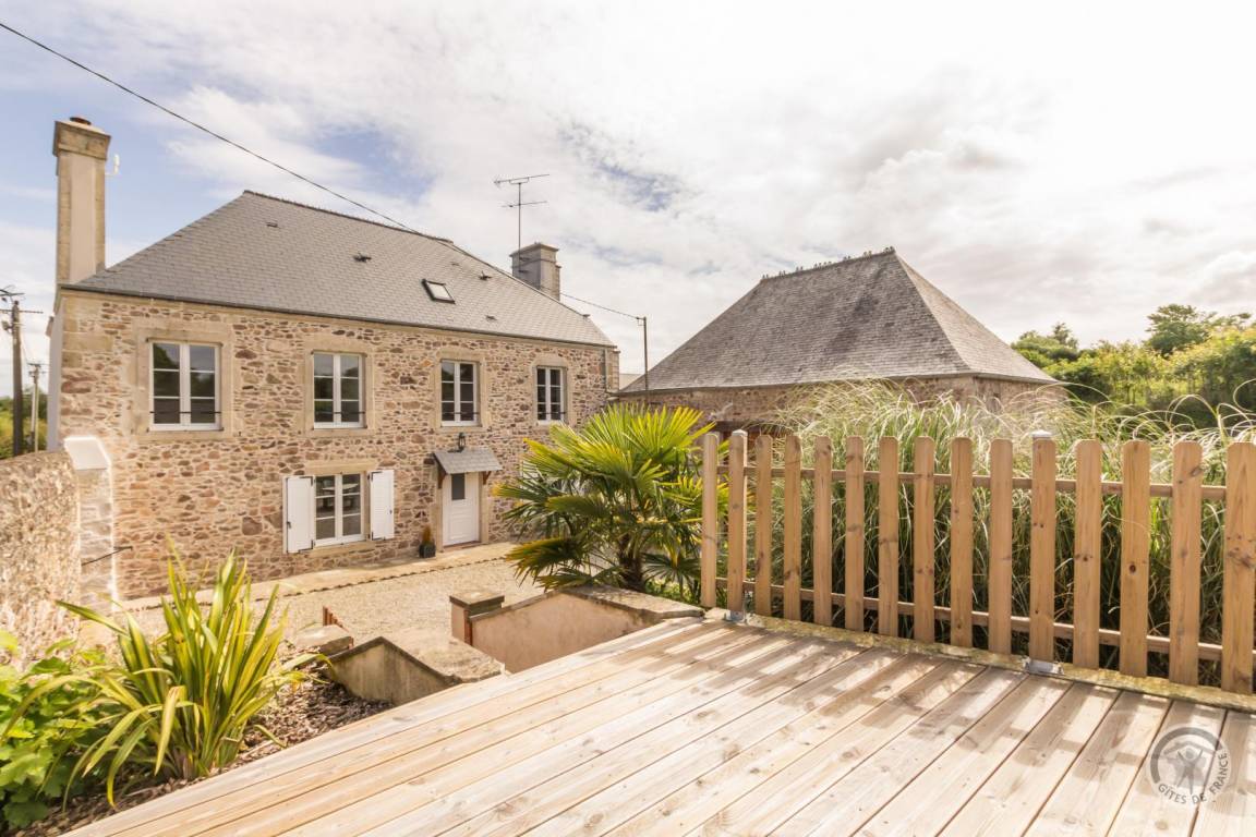 105 M² Gîte ∙ 3 Chambres ∙ 5 Personnes - Cotentin