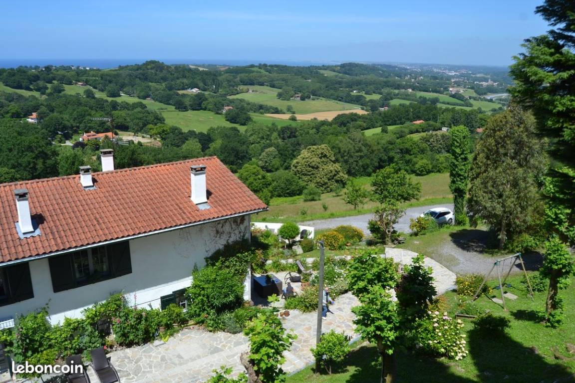 83 M² Apartment ∙ 3 Bedrooms ∙ 8 Guests - Bera