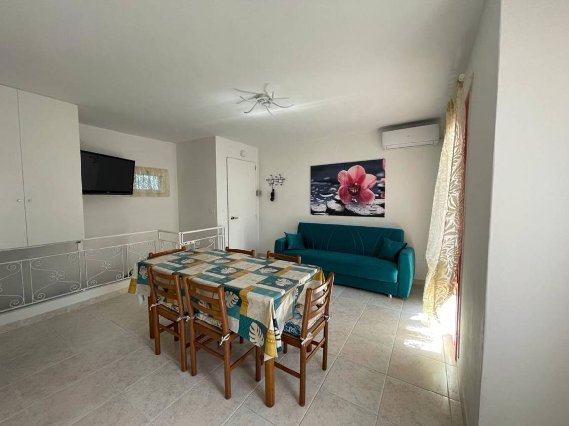 75 M² Ferienwohnung ∙ 3 Schlafzimmer ∙ 6 Gäste - Rosolina Mare