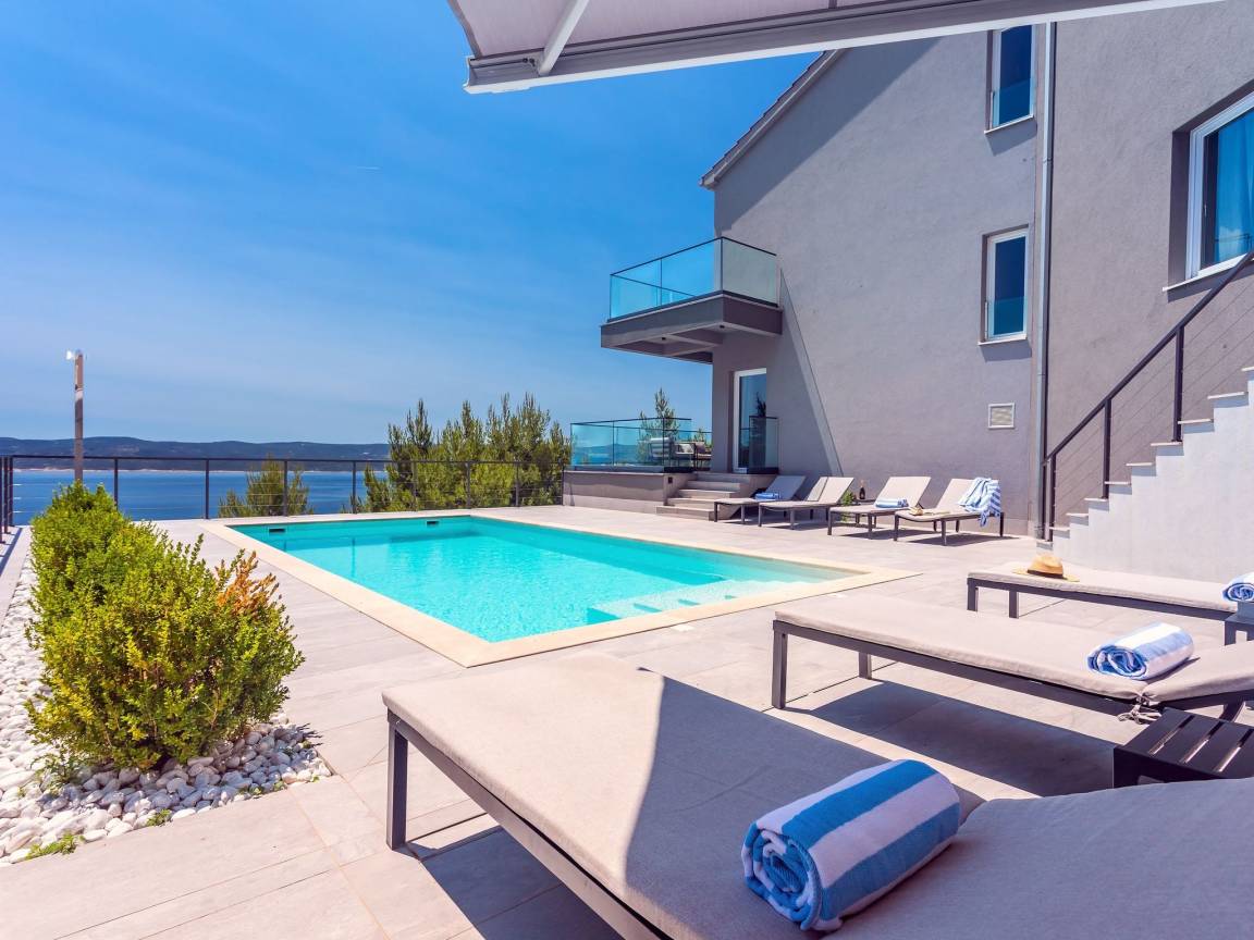 380 M² Maison De Vacances ∙ 4 Chambres ∙ 8 Personnes - Mimice
