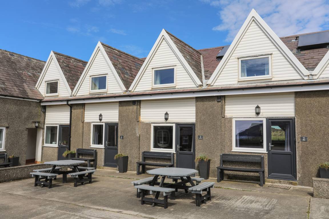Cottage ∙ 2 Bedrooms ∙ 4 Guests - Abersoch