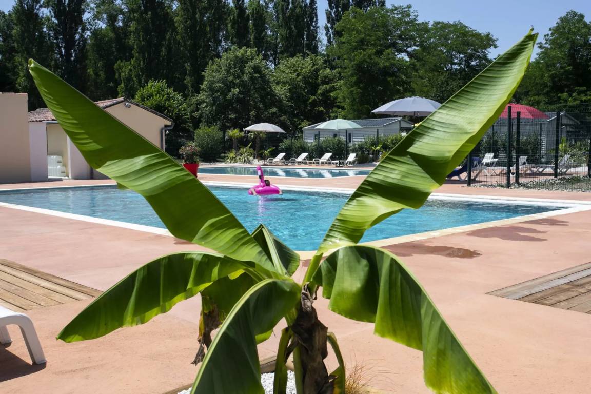 30 M² Chalet ∙ 2 Slaapkamers ∙ 4 Gasten - Ariège