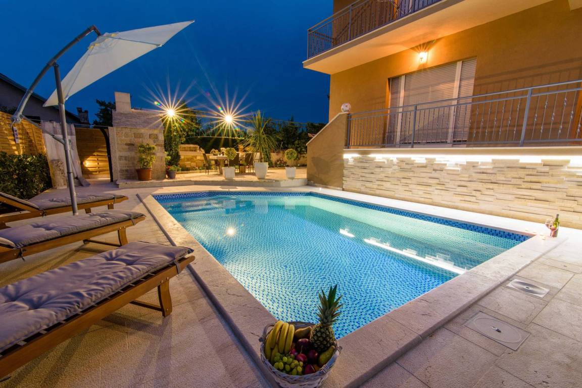 130 M² Apartment ∙ 3 Bedrooms ∙ 5 Guests - Zadar