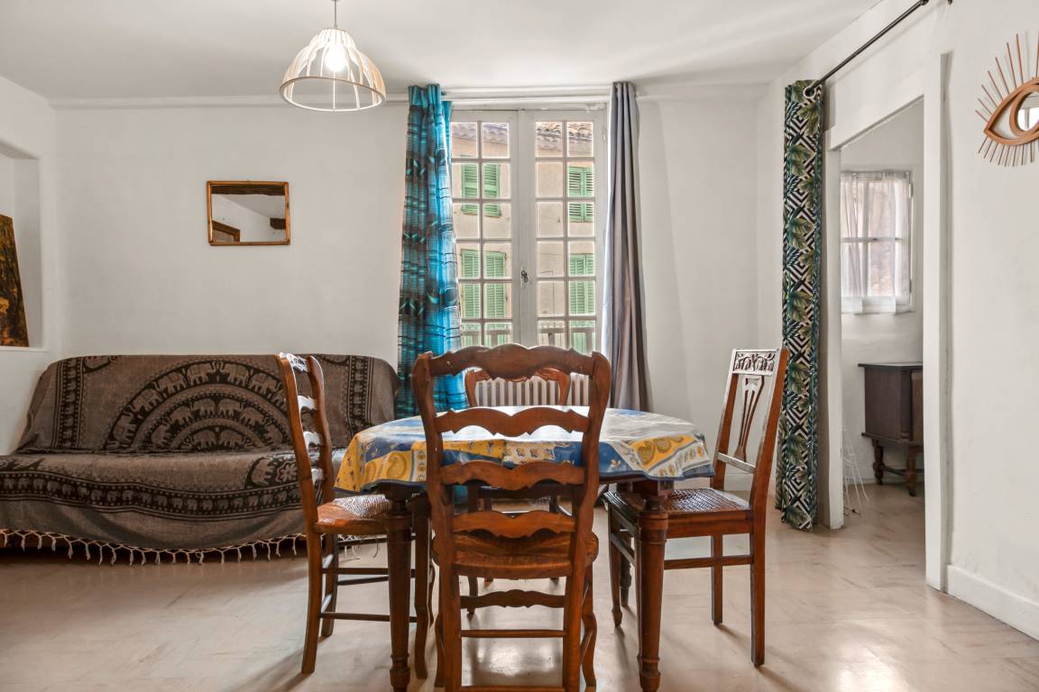 28 M² Appartement ∙ 2 Chambres ∙ 4 Personnes - Castellane