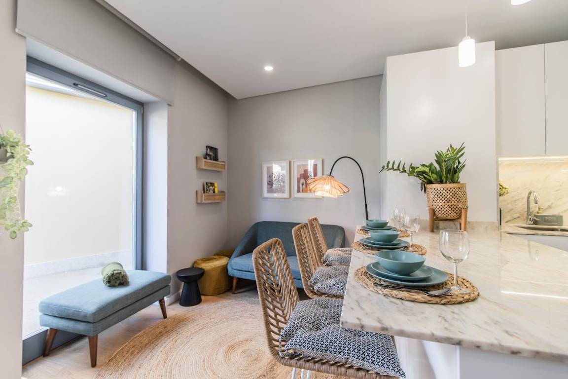 75 M² Apartamento ∙ 2 Quartos ∙ 4 Hóspedes - Porto
