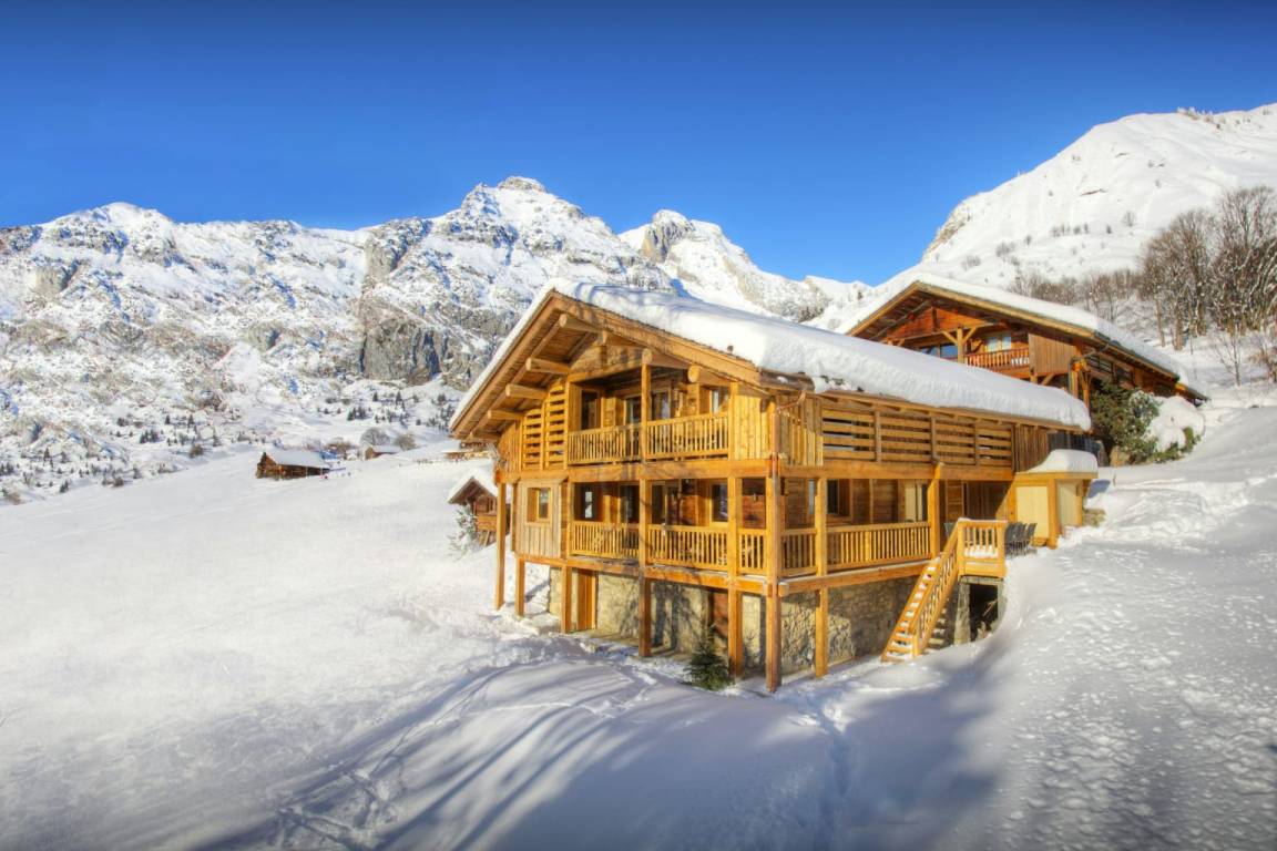 235 M² Chalet ∙ 5 Bedrooms ∙ 14 Guests - Bonneville