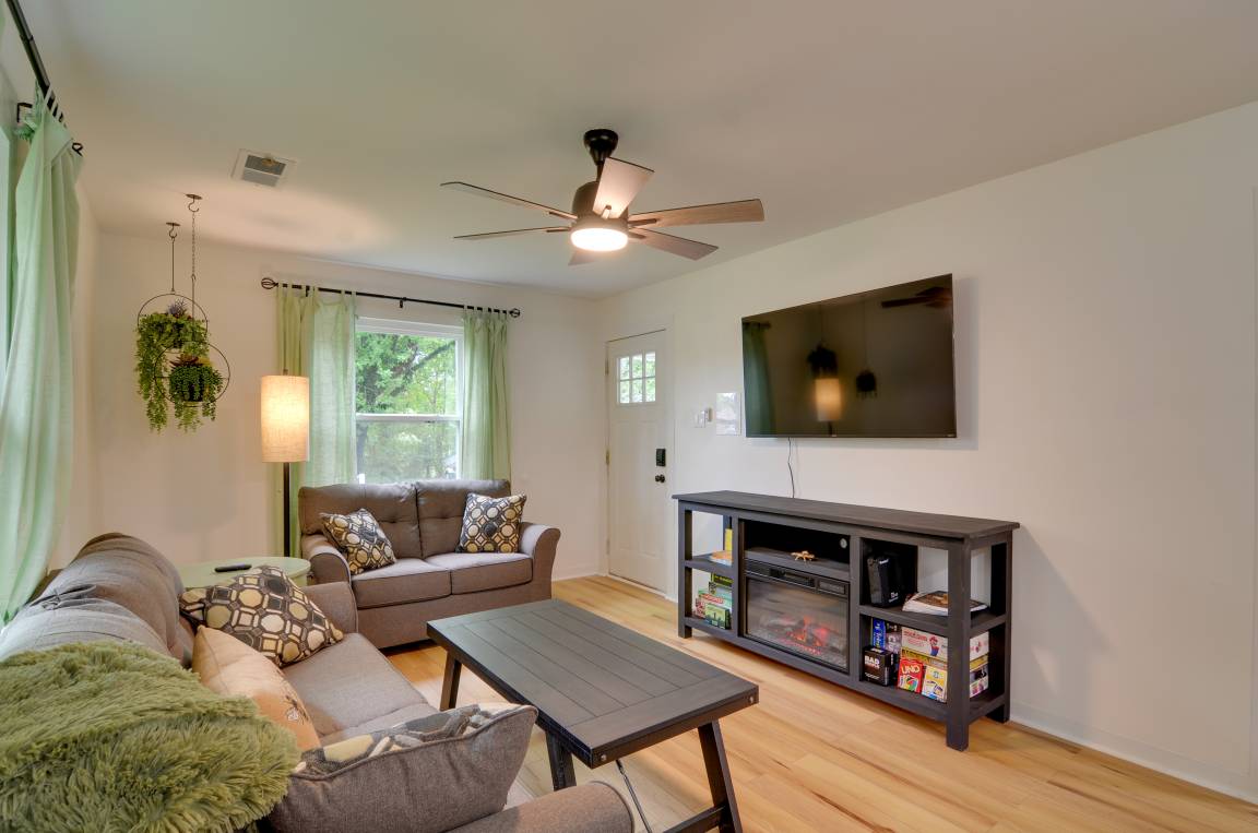 105 M² House ∙ 4 Bedrooms ∙ 7 Guests - Bronston, KY